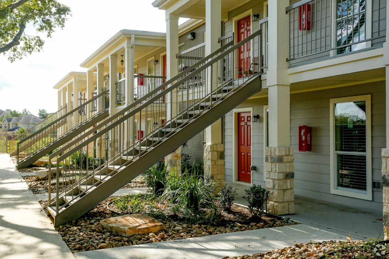 Paul Layne Acquires Apartments in The Heights | Realty News Report