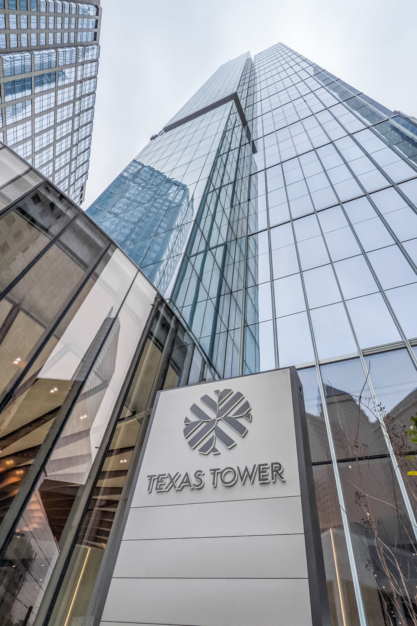 Hines New Skyscraper Reaches 99 Percent Occupancy | Realty News Report